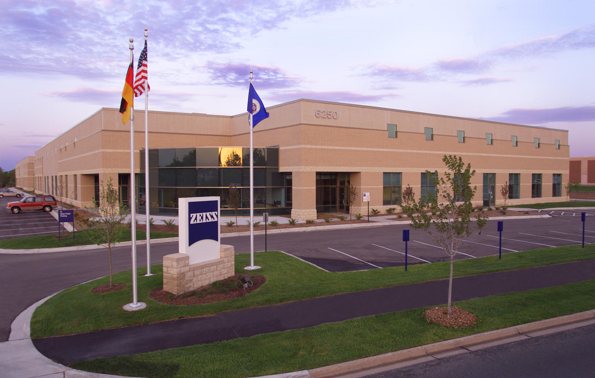 Maple Grove Production Site | ZEISS